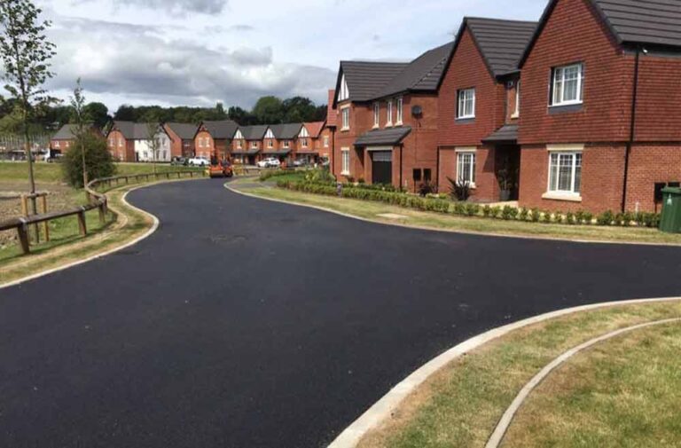 How Many Layers of Tarmac For Driveways? – Tarmac Driveways